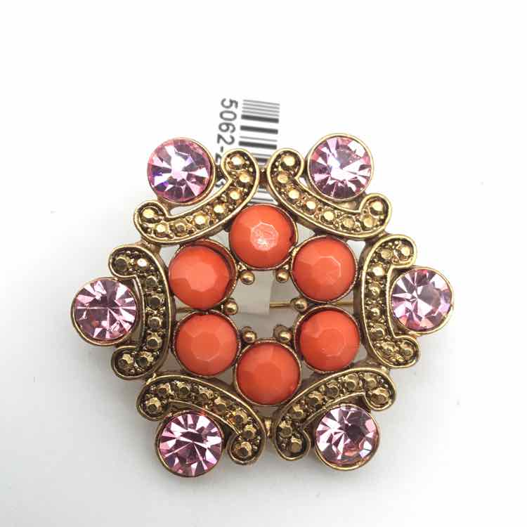 pink/orange Pin – Evilena's Red Dresser